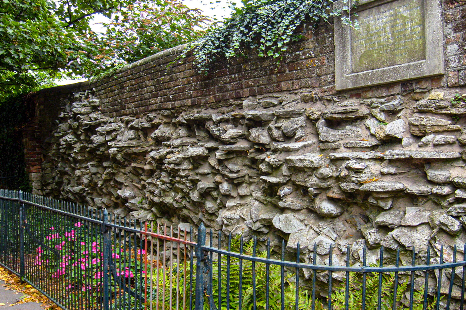 Roman Dorchester Tour – Dorset Museum & Art Gallery